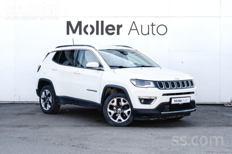 White Jeep Compass 2019 in Riga, with an engine capacity of 1.40 L and mileage of 64 thousand km for 14500 €, photo 3 on AUTOMOTO.COM.LV