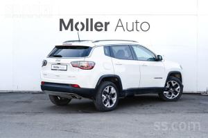 White Jeep Compass 2019 in Riga, with an engine capacity of 1.40 L and mileage of 64 thousand km for 14500 €, photo 5 on AUTOMOTO.COM.LV