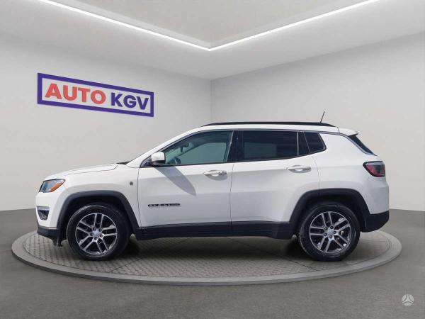 Balts Jeep Compass 2019 Viļņa, ar dzinēja tilpumu 2.40 L un nobraukumu 83 tūkst. km par 14999 €, foto 2 vietnē AUTOMOTO.COM.LV