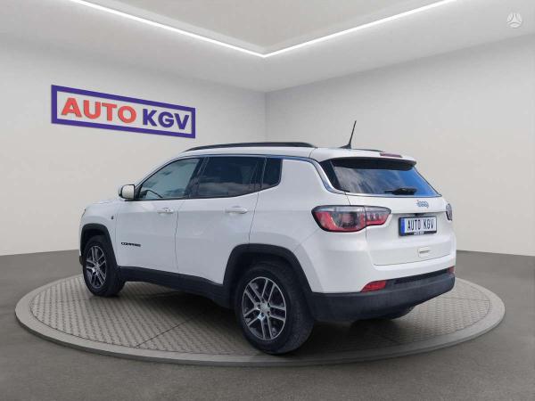 Balts Jeep Compass 2019 Viļņa, ar dzinēja tilpumu 2.40 L un nobraukumu 83 tūkst. km par 14999 €, foto 3 vietnē AUTOMOTO.COM.LV