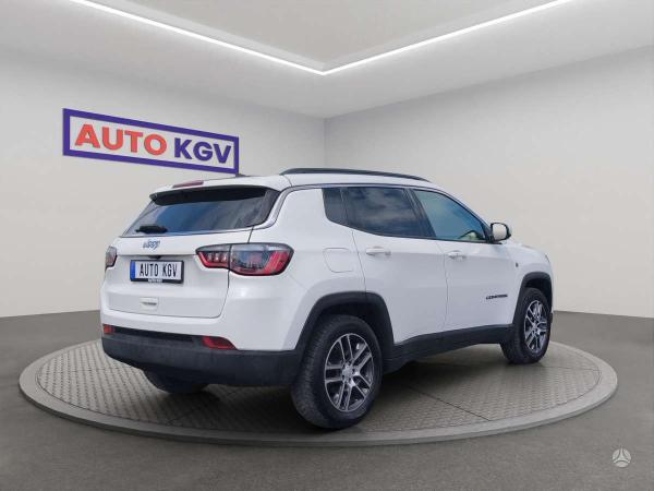 Balts Jeep Compass 2019 Viļņa, ar dzinēja tilpumu 2.40 L un nobraukumu 83 tūkst. km par 14999 €, foto 5 vietnē AUTOMOTO.COM.LV