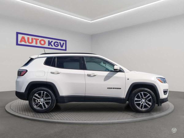 Balts Jeep Compass 2019 Viļņa, ar dzinēja tilpumu 2.40 L un nobraukumu 83 tūkst. km par 14999 €, foto 6 vietnē AUTOMOTO.COM.LV