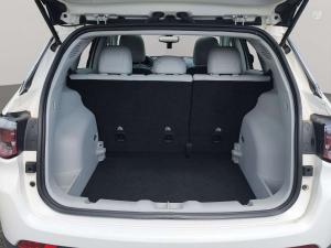 White Jeep Compass 2019 in Vilnius, with an engine capacity of 2.40 L and mileage of 83 thousand km for 14999 €, photo 11 on AUTOMOTO.COM.LV