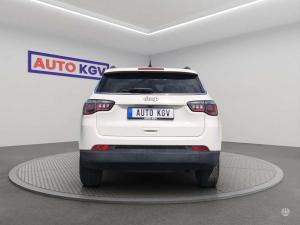 White Jeep Compass 2019 in Vilnius, with an engine capacity of 2.40 L and mileage of 83 thousand km for 14999 €, photo 5 on AUTOMOTO.COM.LV