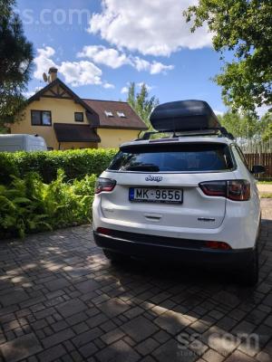 Balts Jeep Compass 2020 Rīga, ar dzinēja tilpumu 1.40 L un nobraukumu 108 tūkst. km par 10400 €, foto 3 vietnē AUTOMOTO.COM.LV