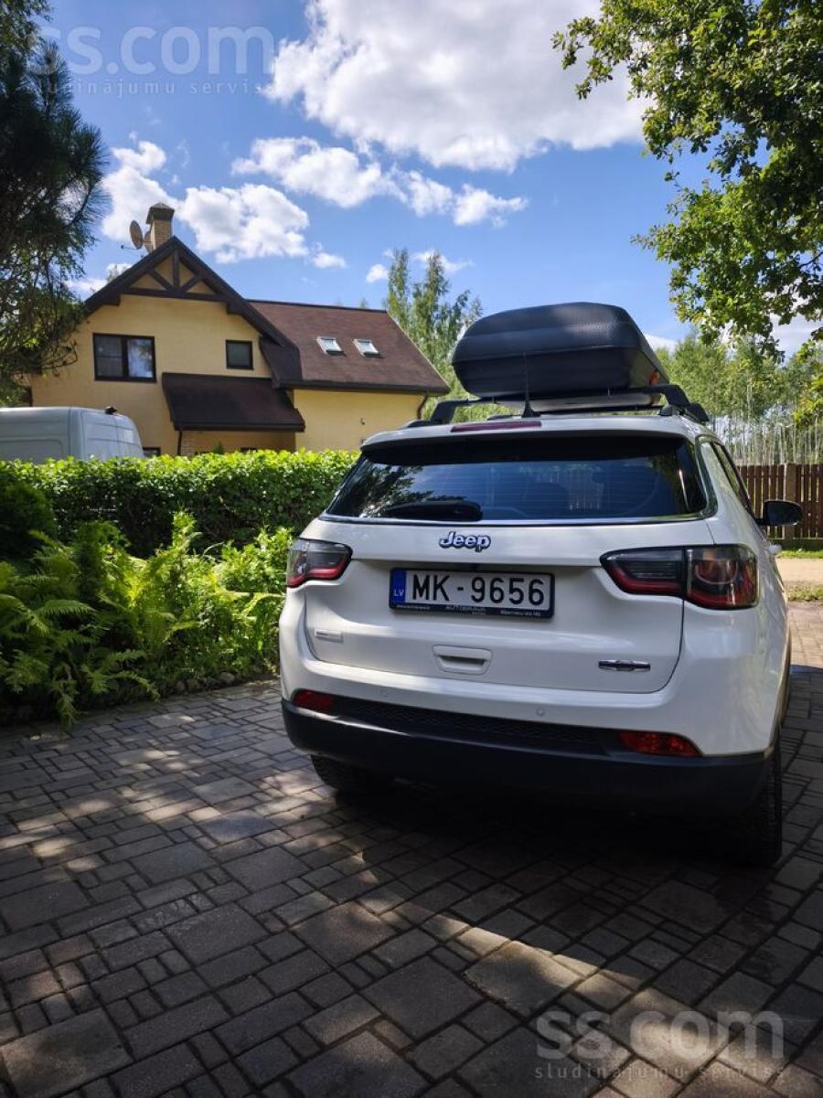 Balts Jeep Compass 2020 Rīga, ar dzinēja tilpumu 1.40 L un nobraukumu 108 tūkst. km par 10400 €, foto 3 vietnē AUTOMOTO.COM.LV
