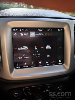 Balts Jeep Compass 2020 Rīga, ar dzinēja tilpumu 1.40 L un nobraukumu 108 tūkst. km par 10400 €, foto 12 vietnē AUTOMOTO.COM.LV