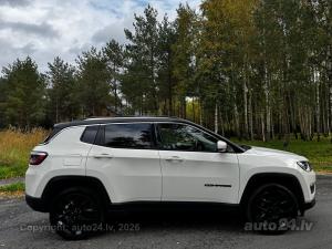 Белый Джип Компас 2020 в Таллин, объемом двигателя 1.40 л и пробегом 88 тыс. км за 13000 €, фото 3 на AUTOMOTO.COM.LV
