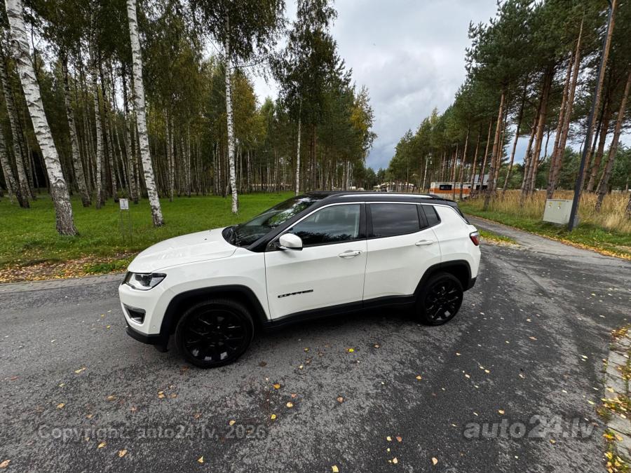 Белый Джип Компас 2020 в Таллин, объемом двигателя 1.40 л и пробегом 88 тыс. км за 13000 €, фото 10 на AUTOMOTO.COM.LV