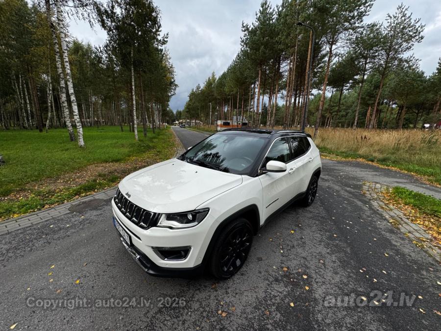 Белый Джип Компас 2020 в Таллин, объемом двигателя 1.40 л и пробегом 88 тыс. км за 13000 €, фото 11 на AUTOMOTO.COM.LV