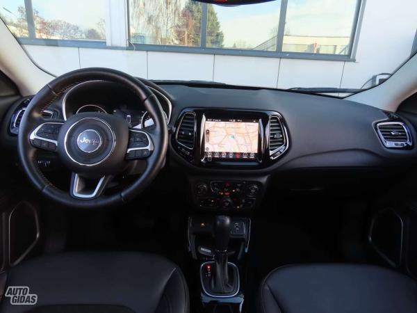 Balts Jeep Compass 2021 Kauņa, ar dzinēja tilpumu 1.30 L un nobraukumu 30 tūkst. km par 22641 €, foto 7 vietnē AUTOMOTO.COM.LV