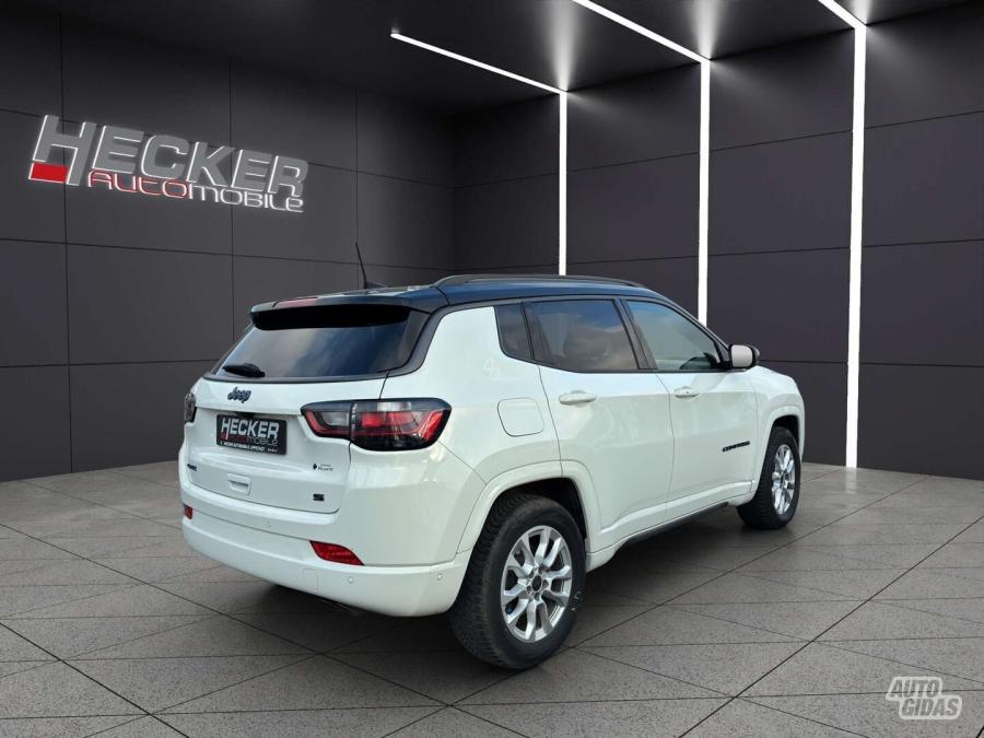 White Jeep Compass 2021 in Kaunas, with an engine capacity of 1.30 L and mileage of 92 thousand km for 23420 €, photo 6 on AUTOMOTO.COM.LV
