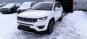 White Jeep Compass 2021 in Siauliai, with an engine capacity of 1.33 L and mileage of 13 thousand km for 17850 €, photo  on AUTOMOTO.COM.LV
