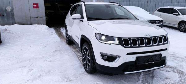 Balts Jeep Compass 2021 Šauļi, ar dzinēja tilpumu 1.33 L un nobraukumu 13 tūkst. km par 17850 €, foto 2 vietnē AUTOMOTO.COM.LV