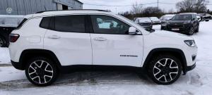 White Jeep Compass 2021 in Siauliai, with an engine capacity of 1.33 L and mileage of 13 thousand km for 17850 €, photo 7 on AUTOMOTO.COM.LV