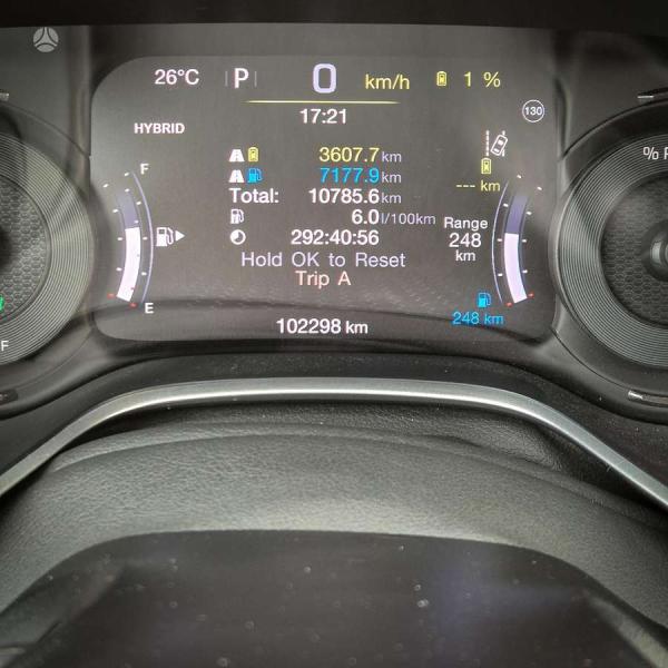 Balts Jeep Compass 2021 Šauļi, ar dzinēja tilpumu 1.33 L un nobraukumu 103 tūkst. km par 17000 €, foto 6 vietnē AUTOMOTO.COM.LV