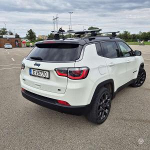 Balts Jeep Compass 2021 Šauļi, ar dzinēja tilpumu 1.33 L un nobraukumu 103 tūkst. km par 17000 €, foto 10 vietnē AUTOMOTO.COM.LV