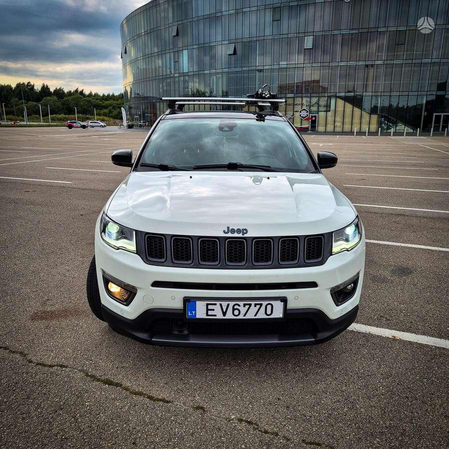 Balts Jeep Compass 2021 Šauļi, ar dzinēja tilpumu 1.33 L un nobraukumu 103 tūkst. km par 17000 €, foto 11 vietnē AUTOMOTO.COM.LV
