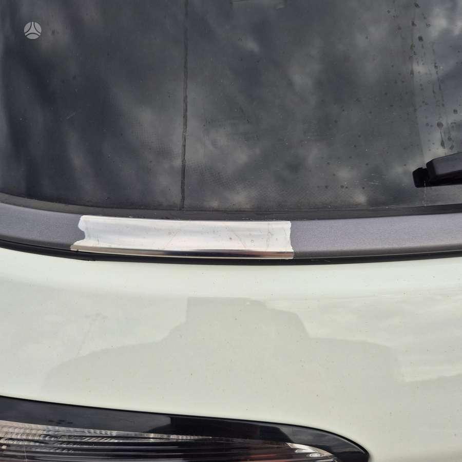 Balts Jeep Compass 2021 Šauļi, ar dzinēja tilpumu 1.33 L un nobraukumu 103 tūkst. km par 17000 €, foto 13 vietnē AUTOMOTO.COM.LV