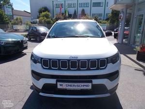 White Jeep Compass 2022 in Kaunas, with an engine capacity of 1.30 L and mileage of 18 thousand km for 28467 €, photo 2 on AUTOMOTO.COM.LV