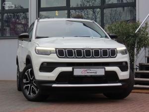 Balts Jeep Compass 2022 Kauņa, ar dzinēja tilpumu 1.30 L un nobraukumu 33 tūkst. km par 23689 €, foto  vietnē AUTOMOTO.COM.LV