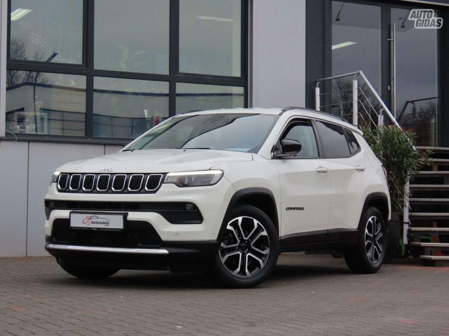 Balts Jeep Compass 2022 Kauņa, ar dzinēja tilpumu 1.30 L un nobraukumu 33 tūkst. km par 23689 €, foto 2 vietnē AUTOMOTO.COM.LV