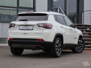 Balts Jeep Compass 2022 Kauņa, ar dzinēja tilpumu 1.30 L un nobraukumu 33 tūkst. km par 23689 €, foto 3 vietnē AUTOMOTO.COM.LV