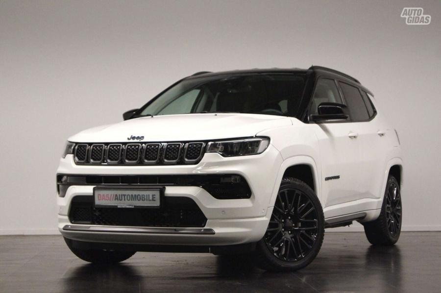 Balts Jeep Compass 2022 Kauņa, ar dzinēja tilpumu 1.30 L un nobraukumu 22 tūkst. km par 27353 €, foto 1 vietnē AUTOMOTO.COM.LV