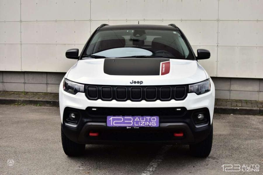Balts Jeep Compass 2022 Kretinga, ar dzinēja tilpumu 2.40 L un nobraukumu 27 tūkst. km par 19999 €, foto 4 vietnē AUTOMOTO.COM.LV