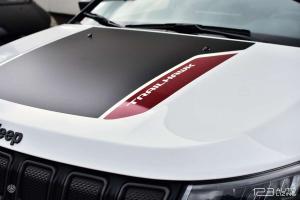 Balts Jeep Compass 2022 Kretinga, ar dzinēja tilpumu 2.40 L un nobraukumu 27 tūkst. km par 19999 €, foto 8 vietnē AUTOMOTO.COM.LV