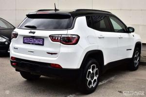 Balts Jeep Compass 2022 Kretinga, ar dzinēja tilpumu 2.40 L un nobraukumu 27 tūkst. km par 19999 €, foto 12 vietnē AUTOMOTO.COM.LV