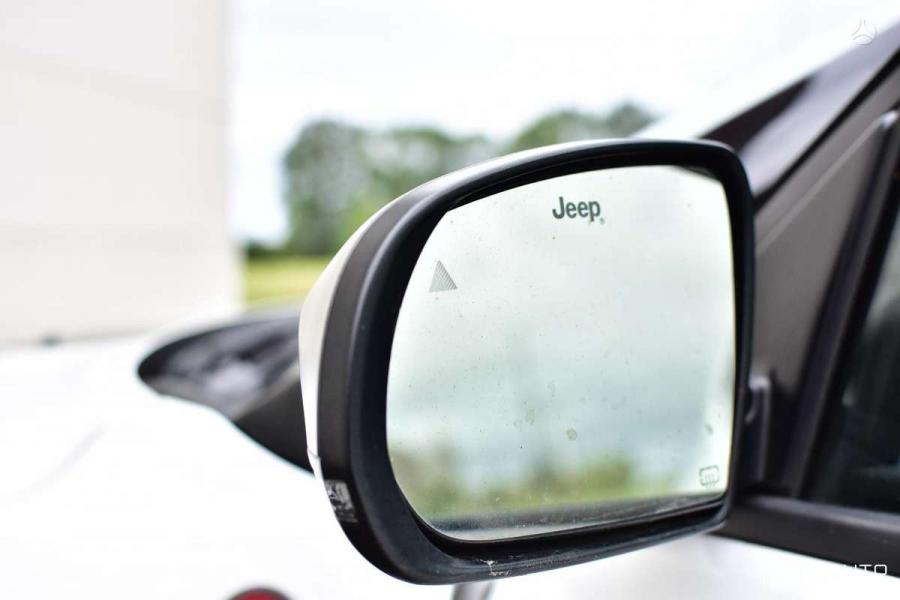 Balts Jeep Compass 2022 Kretinga, ar dzinēja tilpumu 2.40 L un nobraukumu 27 tūkst. km par 19999 €, foto 13 vietnē AUTOMOTO.COM.LV