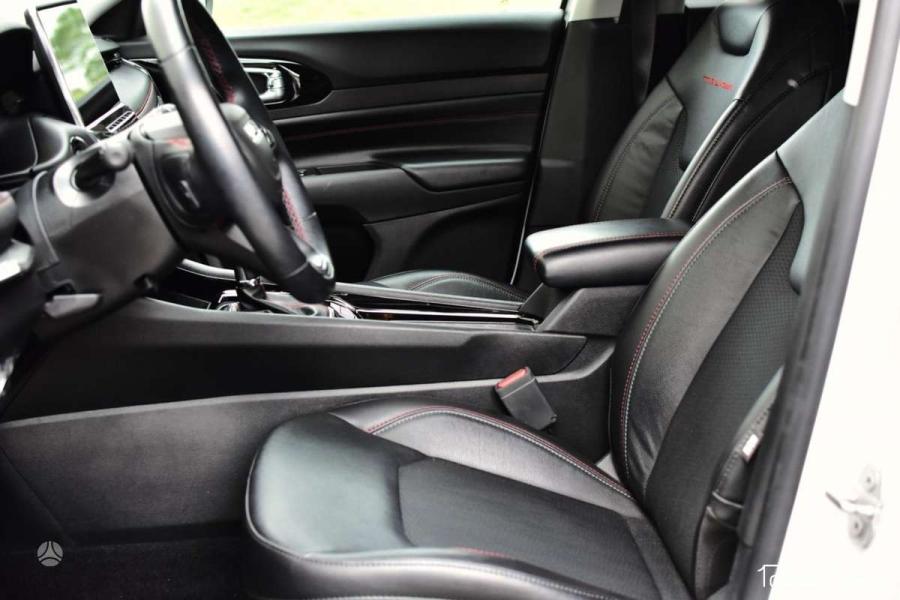 Balts Jeep Compass 2022 Kretinga, ar dzinēja tilpumu 2.40 L un nobraukumu 27 tūkst. km par 19999 €, foto 14 vietnē AUTOMOTO.COM.LV