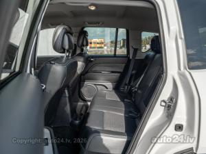 Balts Jeep Compass 2014 Tallina, ar dzinēja tilpumu 2.40 L un nobraukumu 86 tūkst. km par 9500 €, foto 11 vietnē AUTOMOTO.COM.LV