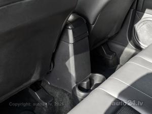 Balts Jeep Compass 2014 Tallina, ar dzinēja tilpumu 2.40 L un nobraukumu 86 tūkst. km par 9500 €, foto 13 vietnē AUTOMOTO.COM.LV