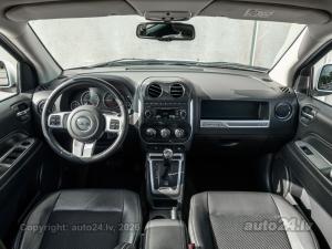 Balts Jeep Compass 2014 Tallina, ar dzinēja tilpumu 2.40 L un nobraukumu 86 tūkst. km par 9500 €, foto 14 vietnē AUTOMOTO.COM.LV