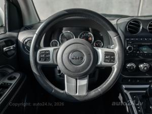 Balts Jeep Compass 2014 Tallina, ar dzinēja tilpumu 2.40 L un nobraukumu 86 tūkst. km par 9500 €, foto 16 vietnē AUTOMOTO.COM.LV
