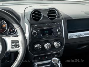 Balts Jeep Compass 2014 Tallina, ar dzinēja tilpumu 2.40 L un nobraukumu 86 tūkst. km par 9500 €, foto 18 vietnē AUTOMOTO.COM.LV