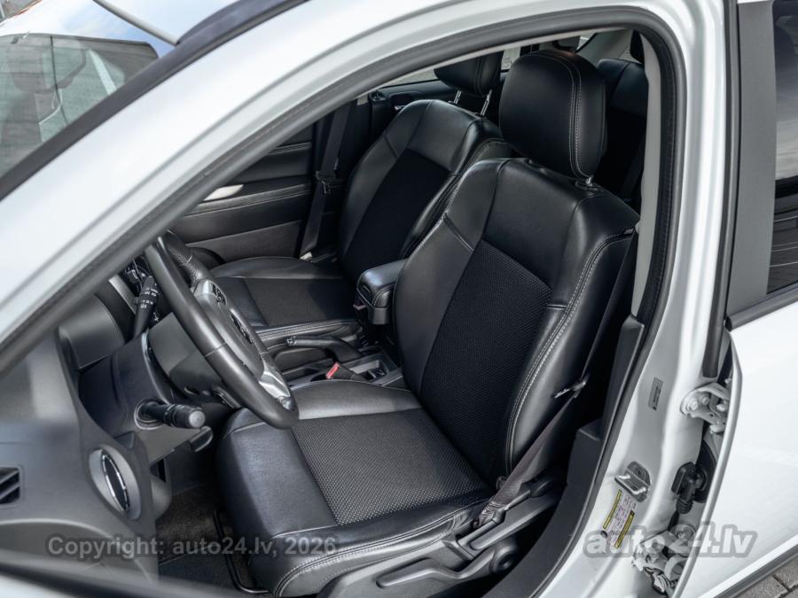 Balts Jeep Compass 2014 Tallina, ar dzinēja tilpumu 2.40 L un nobraukumu 86 tūkst. km par 9500 €, foto 24 vietnē AUTOMOTO.COM.LV