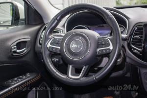 White Jeep Compass 2019 in Tallinn, with an engine capacity of 1.40 L and mileage of 89 thousand km for 14500 €, photo 17 on AUTOMOTO.COM.LV