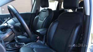 White Jeep Compass 2019 in Tallinn, with an engine capacity of 1.40 L and mileage of 57 thousand km for 15900 €, photo 12 on AUTOMOTO.COM.LV