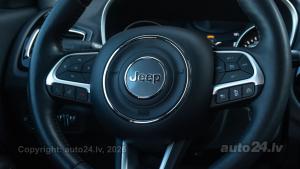 White Jeep Compass 2019 in Tallinn, with an engine capacity of 1.40 L and mileage of 57 thousand km for 15900 €, photo 18 on AUTOMOTO.COM.LV