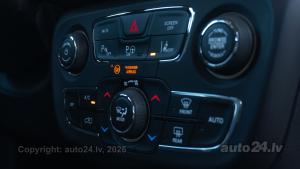 White Jeep Compass 2019 in Tallinn, with an engine capacity of 1.40 L and mileage of 57 thousand km for 15900 €, photo 21 on AUTOMOTO.COM.LV