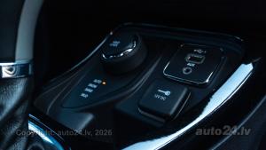 White Jeep Compass 2019 in Tallinn, with an engine capacity of 1.40 L and mileage of 57 thousand km for 15900 €, photo 22 on AUTOMOTO.COM.LV