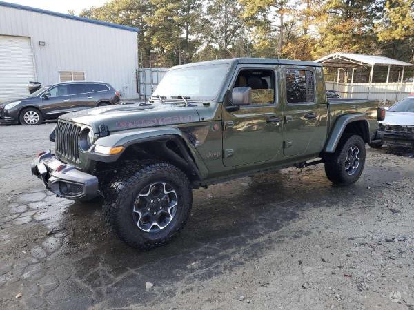 Green Jeep Gladiator 2023 in Klaipeda, with an engine capacity of 3.60 L and mileage of 9 thousand km for 17400 €, photo 1 on AUTOMOTO.COM.LV