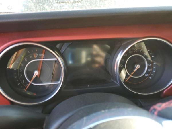 Green Jeep Gladiator 2023 in Klaipeda, with an engine capacity of 3.60 L and mileage of 9 thousand km for 17400 €, photo 11 on AUTOMOTO.COM.LV