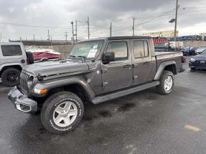 Pelēks Jeep Gladiator 2021 Ukmergė, ar dzinēja tilpumu 3.60 L un nobraukumu 86 tūkst. km par 21499 €, foto  vietnē AUTOMOTO.COM.LV