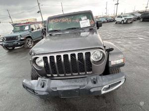 Pelēks Jeep Gladiator 2021 Ukmergė, ar dzinēja tilpumu 3.60 L un nobraukumu 86 tūkst. km par 21499 €, foto 3 vietnē AUTOMOTO.COM.LV