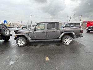 Pelēks Jeep Gladiator 2021 Ukmergė, ar dzinēja tilpumu 3.60 L un nobraukumu 86 tūkst. km par 21499 €, foto 7 vietnē AUTOMOTO.COM.LV