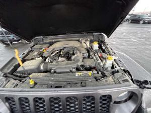 Pelēks Jeep Gladiator 2021 Ukmergė, ar dzinēja tilpumu 3.60 L un nobraukumu 86 tūkst. km par 21499 €, foto 19 vietnē AUTOMOTO.COM.LV